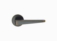 China Kitchen Antique Brass Door Handles 132mm 63mm OEM Support for sale