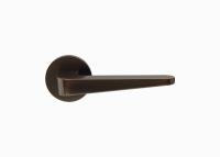 China Kitchen Antique Brass Door Handles 132mm 63mm OEM Support for sale