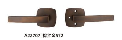 China Amertop Door Handle Lever with New Design for Home Bedroom or Bathroom Privacy in Brass for sale