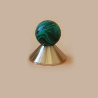 China Decorative Jade Brass Knob Handle For Furniture Drawer Mid Century Style for sale