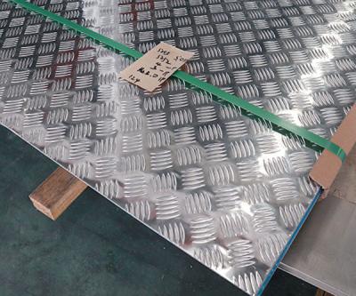 China Hot Rolled Aluminium Checker Plate 6mm Diamond Tread Aluminum Sheet for sale