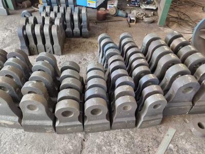 China High Manganese Steel Wearing Parts with Work Hardening and 500-700 HB Hardness for Long Service Life in Mining Machinery for sale