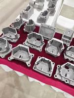 China Resin Coated Sand Cast Iron Casting with Smooth Surface, Precise Dimensional Tolerance and Less Post Machining Workload for Industrial Equipment for sale