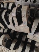 China High Chrome Wear Resistant Crusher Hammer Casting with Long Service Life for Stone Crushing Machinery for sale
