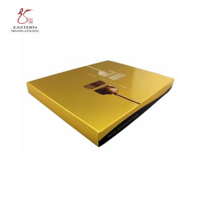 China Gold Cardboard Chocolate Box 25x25x5cm with Inserts 350gsm Black for sale