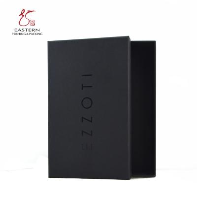 China Custom Spot UV Cosmetic Packaging Paper Box Offset Printing 1000pcs MOQ for sale