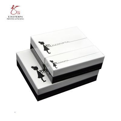 China Glossy Lamination Cardboard Gift Packaging Box for Customer Requirements for sale
