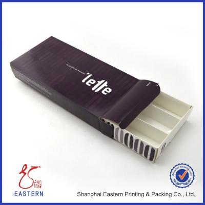 China Custom Macaron Paper Box with 3 Rows Insert for 12-24 Pieces Bakery Packaging for sale