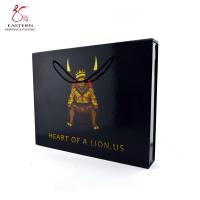 China Custom Pantone Printing Hard Cardboard Gift Boxes With Handles for sale