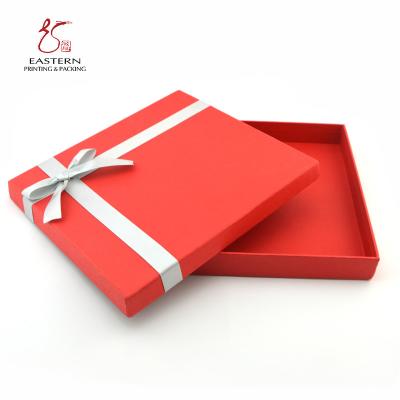 China 2mm thickness CMYK Color 28cm Width Hard Cardboard Gift Boxes Customized Logo for sale