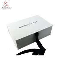 China Eastern Glossy Lamination 280mm Length Hard Cardboard Boxes For Clothes for sale