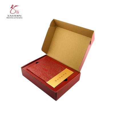 China Custom Size Cardboard Shipping Boxes | Custom Colored Printing Corrugated Cardboard Box With Insert for sale