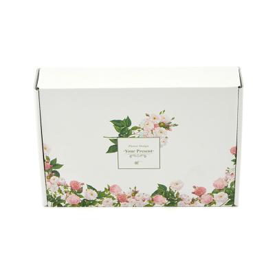 China Custom Printed 4C Corrugated Cardboard Box Recycled Material UV Coating 20x14x4cm for sale