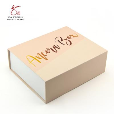 China 157gsm Coated Foldable Gift Boxes Skincare Packaging With Gold Foil Logo for sale