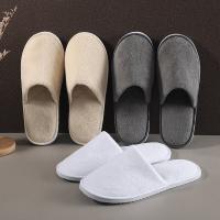 China Unisex Disposable Hotel Slippers Non Slip EVA Sole 29cm White Terry Guest Slippers for sale
