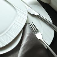 China British Style Porcelain Dinner Set Luxury Ceramic Dinnerware for sale