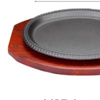 China Oval Cast Iron Sizzler Plate 27x17cm with Wooden Base for Home Restaurant Use for sale