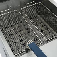 China 18kW 28L Single Tank Gas Fryer Commercial Stainless Steel Cooking Equipment for sale