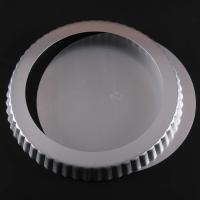China Chrysanthemum Pizza Mold Aluminum With Removable Bottom for sale