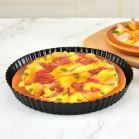 China Black Non Stick Pizza Baking Pan With Removable Loose Bottom for sale