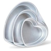 China Aluminum Anode Heart Shaped Cake Mold With Fixed Base Non Removable Baking Mold for sale