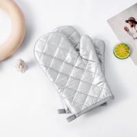China Heat Resistant Cotton Oven Gloves Silver Coated Cooking Gloves 38x20cm Kitchen Baking for sale