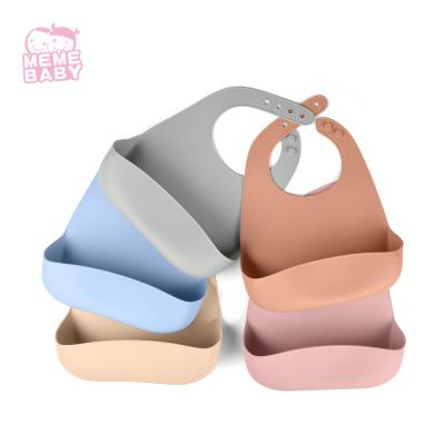 China Anti Bacterial Silicone Food Catching Bib Baby Feeding Sets Suction Baby Plate Bowl for sale