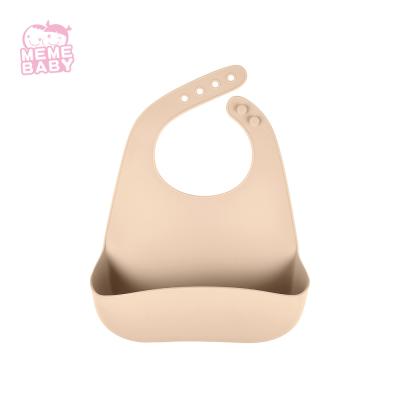 China OEM Button Closure Silicone Catch Bib Baby Feeding Sets Eco Friendly for sale