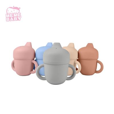 China No Spill Silicone Sippy Cup Learning Water Baby Cup With Lid Straw for sale