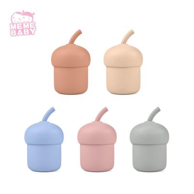 China Cute Cake Shape Silicone Sippy Cup Eco Nodic Christmas Kids Dinner Gift Set for sale