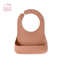 China Comfortable Soft Silicone Weaning Bibs Easy To Clean Customized for sale