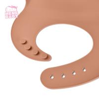 China Baby Unisex Silicone Bib With Food Catcher Multiple Color Choices for sale
