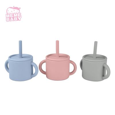 China Newborn Toddler Kid Silicone Snack Cup With Lid 8oz Minimalist Anti Spill for sale