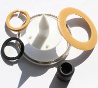 China High Temperature Resistant PTFE CNC Machined Round Rod with Hole Custom Size for sale