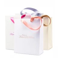 China Custom Craft Christmas Gift Favour Paper Bags White Luxury Paper Bag Thank You Bags For Boutique for sale