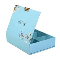 China Custom Luxury Moon Cake Mooncake Gift Box Packaging With 6 Compartments for sale