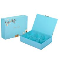 China Custom Luxury Moon Cake Mooncake Gift Box Packaging With 6 Compartments for sale