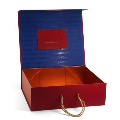 China Custom Red Folding Magnetic Paper Cardboard Gift Box Packaging Luxury for sale