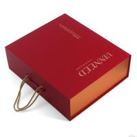 China Custom Red Folding Magnetic Paper Cardboard Gift Box Packaging Luxury for sale