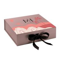 China Custom Luxury Paper Islamic Clothing Gift Packaging Boxes For Abaya for sale