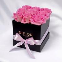 China Custom Logo Printed Luxury Rigid Cardboard Square Flower Arrangement Box for sale