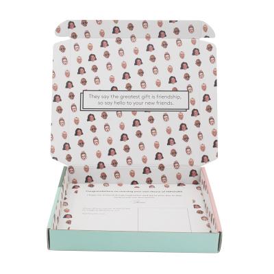 China Custom printed White Cardboard Clothing Mailer Shipping Packaging Box With Logo for sale
