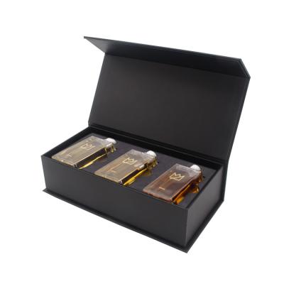 China Custom Luxury Magnetic Wine Packaging Boxes For 3 Bottles for sale