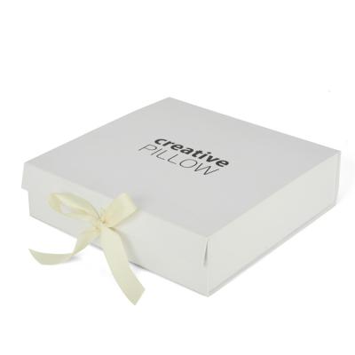 China OEM Printing Folding Cardboard Gift Boxes White Color With Silk Ribbon Closure for sale