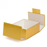 China Gold Magnetic Closure Gift Box , Rectangle Flip Top Gift Boxes With Magnetic Catch for sale