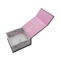 China Professional Magnetic Closure Gift Box , Flip Top Gift Boxes With Magnetic Catch for sale