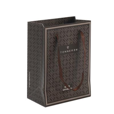 China Small Recycled Printed Paper Bags , Custom Size Paper Gift Bags With Logo for sale