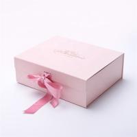 China Custom Big Storage Magnetic Closure Cardboard Foldable Gift Box for sale