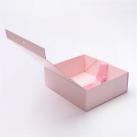 China Custom Big Storage Magnetic Closure Cardboard Foldable Gift Box for sale