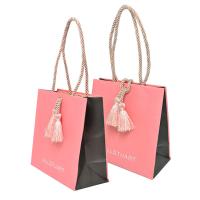 China High Standard In Quality Retail Paper Gift Bags With Custom Logo for sale